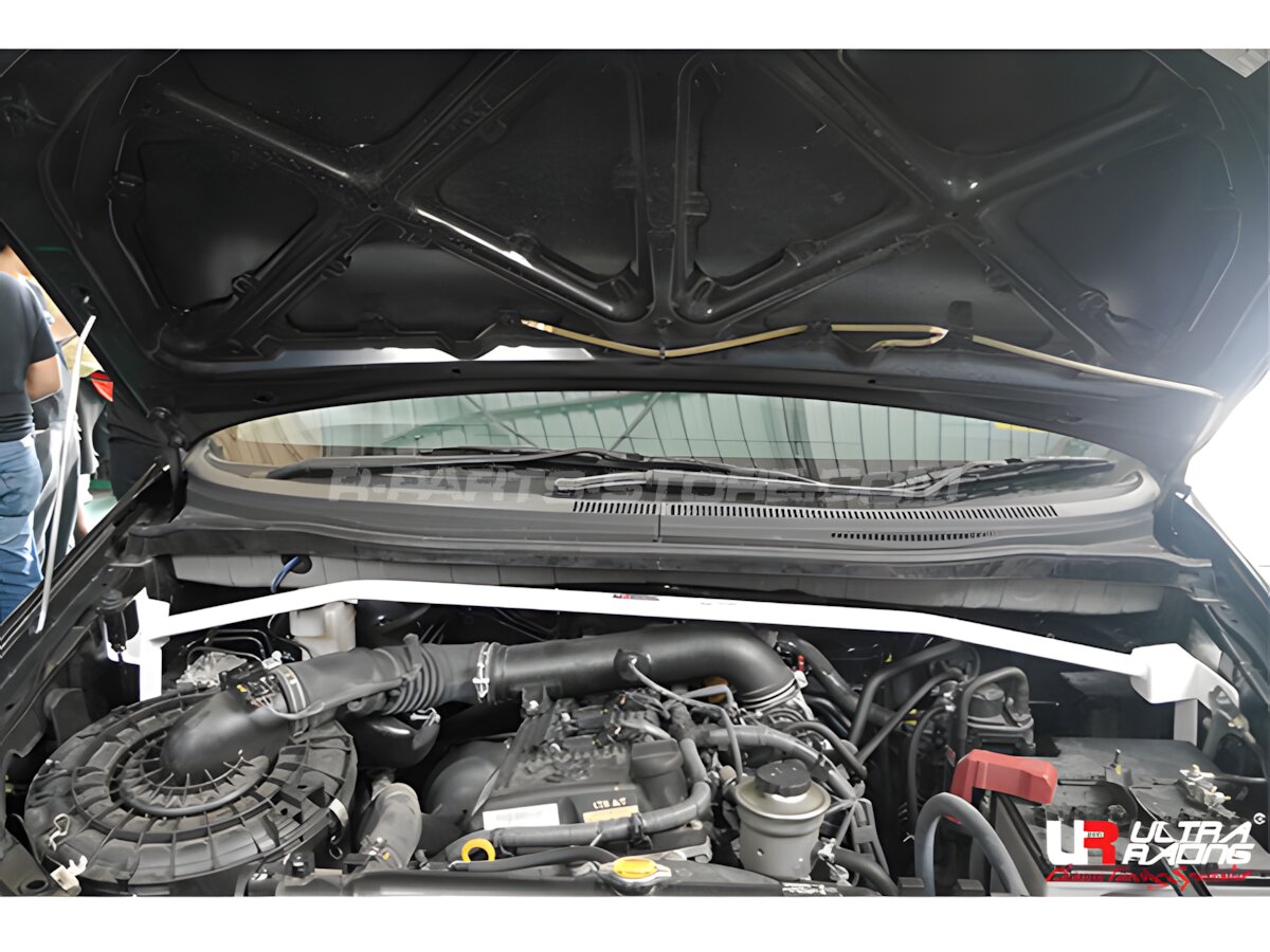 Ultra Racing Strut Bar - 08-15 Toyota Innova (AN40) 2.0