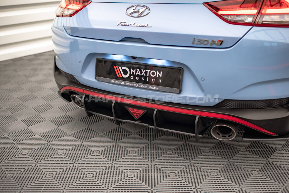 Maxton Design Street Pro Rear bumper black - Hyundai I30