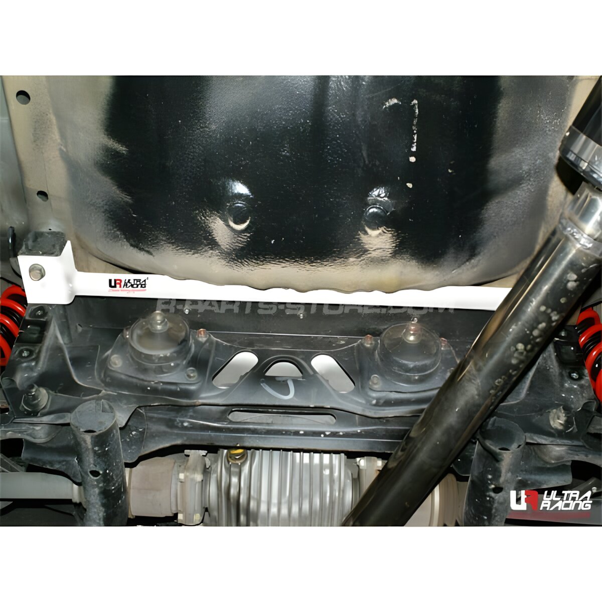 Ultra Racing Rear Lower Bar - 99-03 Honda S2000 AP1